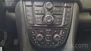 Melns Opel Meriva 2011 Ogre, ar dzinēja tilpumu 1.40 L un nobraukumu 169 tūkst. km par 4999 €, foto 35 vietnē AUTOMOTO.COM.LV