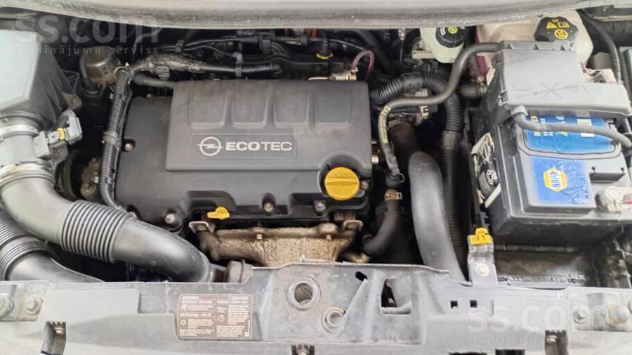 Melns Opel Meriva 2011 Ogre, ar dzinēja tilpumu 1.40 L un nobraukumu 169 tūkst. km par 4999 €, foto 47 vietnē AUTOMOTO.COM.LV