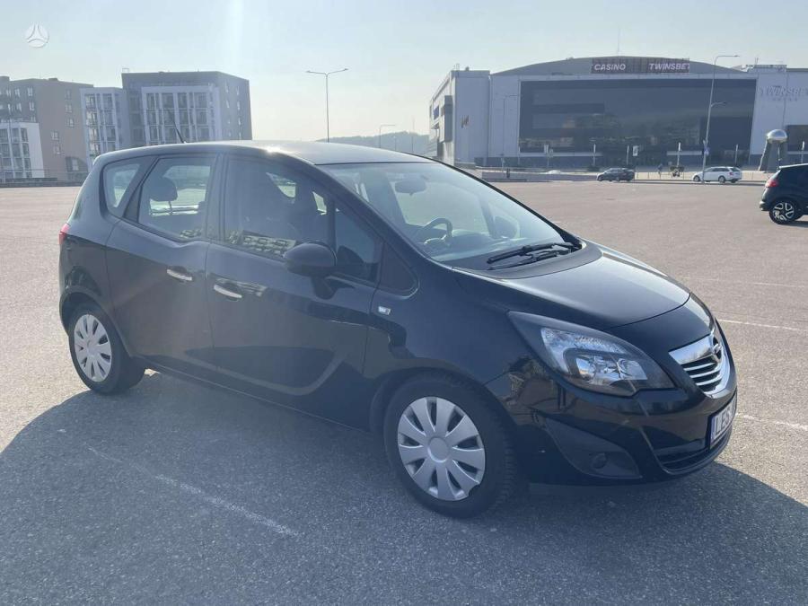 Melns Opel Meriva 2011 Viļņa, ar dzinēja tilpumu 1.36 L un nobraukumu 200 tūkst. km par 2999 €, foto 4 vietnē AUTOMOTO.COM.LV