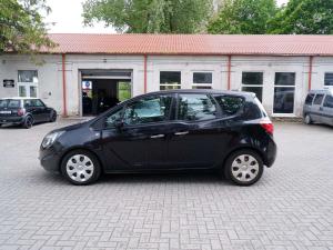 Black Opel Meriva 2011 in Klaipeda, with an engine capacity of 1.69 L and mileage of 239 thousand km for 2200 €, photo 9 on AUTOMOTO.COM.LV