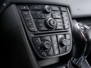 Black Opel Meriva 2011 in Klaipeda, with an engine capacity of 1.69 L and mileage of 239 thousand km for 2200 €, photo 17 on AUTOMOTO.COM.LV