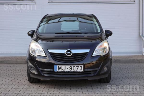 Opel Meriva 2011 Rīga vietnē Melns Opel Meriva 2011 Rīga, ar dzinēja tilpumu 1.70 L un nobraukumu 205 tūkst. km par 2995 €, foto 4 vietnē AUTOMOTO.COM.LV