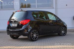 Black Opel Meriva 2011 in Riga, with an engine capacity of 1.70 L and mileage of 205 thousand km for 2995 €, photo 8 on AUTOMOTO.COM.LV