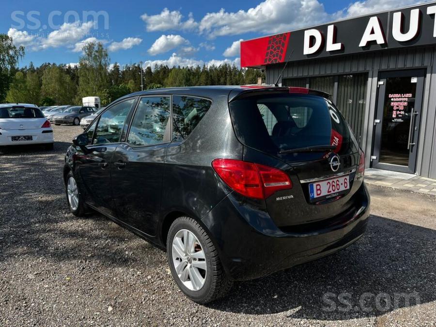 Black Opel Meriva 2012 in Valmiera, with an engine capacity of 1.40 L and mileage of 0 thousand km for 1500 €, photo 3 on AUTOMOTO.COM.LV