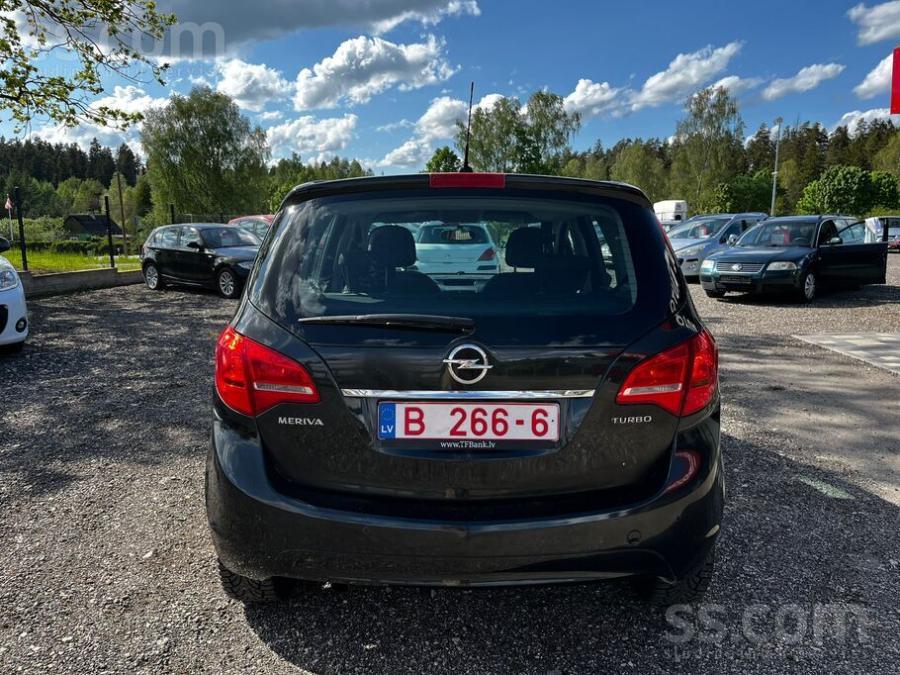 Black Opel Meriva 2012 in Valmiera, with an engine capacity of 1.40 L and mileage of 0 thousand km for 1500 €, photo 4 on AUTOMOTO.COM.LV