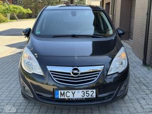 Black Opel Meriva 2012 in Alytus, with an engine capacity of 1.70 L and mileage of 257 thousand km for 3900 €, photo 4 on AUTOMOTO.COM.LV