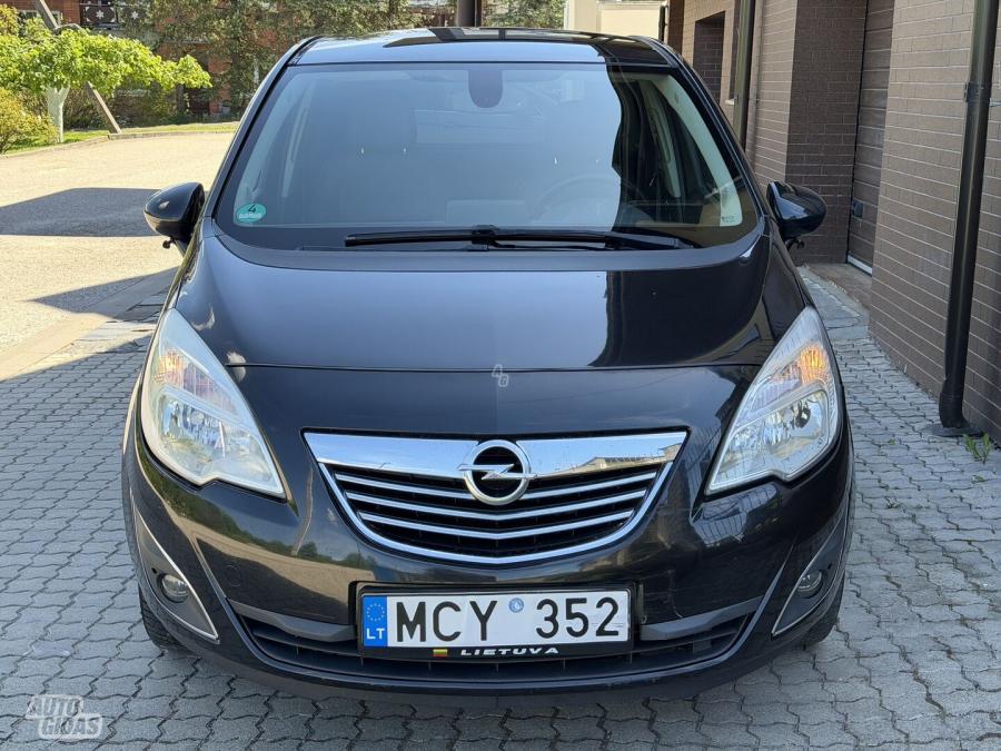 Black Opel Meriva 2012 in Alytus, with an engine capacity of 1.70 L and mileage of 257 thousand km for 3900 €, photo 4 on AUTOMOTO.COM.LV