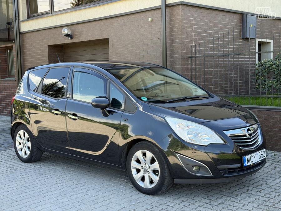 Black Opel Meriva 2012 in Alytus, with an engine capacity of 1.70 L and mileage of 257 thousand km for 3900 €, photo 6 on AUTOMOTO.COM.LV