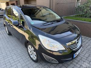 Black Opel Meriva 2012 in Alytus, with an engine capacity of 1.70 L and mileage of 257 thousand km for 3900 €, photo 7 on AUTOMOTO.COM.LV