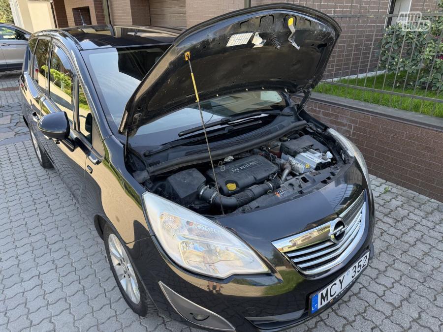 Black Opel Meriva 2012 in Alytus, with an engine capacity of 1.70 L and mileage of 257 thousand km for 3900 €, photo 14 on AUTOMOTO.COM.LV