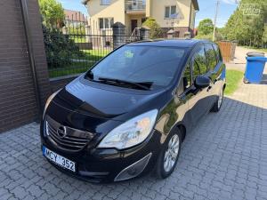 Black Opel Meriva 2012 in Alytus, with an engine capacity of 1.70 L and mileage of 257 thousand km for 3900 €, photo 16 on AUTOMOTO.COM.LV