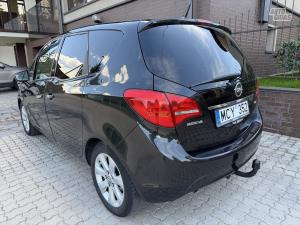 Black Opel Meriva 2012 in Alytus, with an engine capacity of 1.70 L and mileage of 257 thousand km for 3900 €, photo 20 on AUTOMOTO.COM.LV