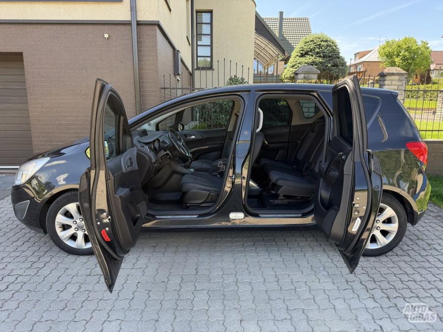 Black Opel Meriva 2012 in Alytus, with an engine capacity of 1.70 L and mileage of 257 thousand km for 3900 €, photo 25 on AUTOMOTO.COM.LV