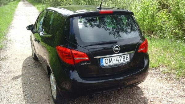 Melns Opel Meriva 2012 Ogre, ar dzinēja tilpumu 1.40 L un nobraukumu 188 tūkst. km par 4590 €, foto 2 vietnē AUTOMOTO.COM.LV