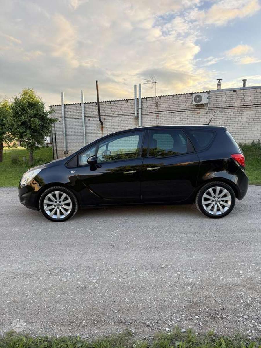 Melns Opel Meriva 2012 Kauņa, ar dzinēja tilpumu 1.36 L un nobraukumu 242 tūkst. km par 2950 €, foto 3 vietnē AUTOMOTO.COM.LV