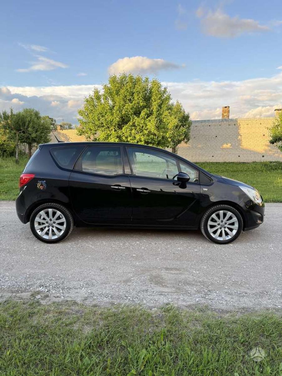 Melns Opel Meriva 2012 Kauņa, ar dzinēja tilpumu 1.36 L un nobraukumu 242 tūkst. km par 2950 €, foto 7 vietnē AUTOMOTO.COM.LV