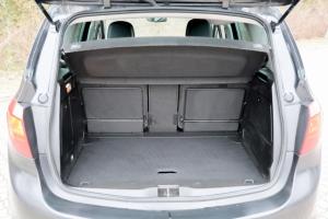 Black Opel Meriva 2012 in Riga, with an engine capacity of 1.70 L and mileage of 201 thousand km for 4350 €, photo 25 on AUTOMOTO.COM.LV