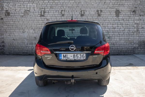 Melns Opel Meriva 2012 Liepāja, ar dzinēja tilpumu 1.30 L un nobraukumu 311 tūkst. km par 3300 €, foto 3 vietnē AUTOMOTO.COM.LV