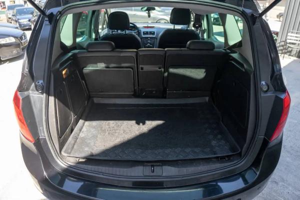 Black Opel Meriva 2012 in Liepaja, with an engine capacity of 1.30 L and mileage of 311 thousand km for 3300 €, photo 10 on AUTOMOTO.COM.LV
