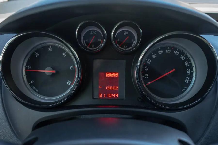 Черный Опель Мерива 2012 в Лиепая, объемом двигателя 1.30 л и пробегом 311 тыс. км за 3300 €, фото 14 на AUTOMOTO.COM.LV
