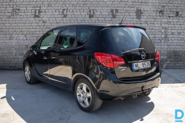Melns Opel Meriva 2012 Liepāja, ar dzinēja tilpumu 1.30 L un nobraukumu 311 tūkst. km par 3300 €, foto 3 vietnē AUTOMOTO.COM.LV