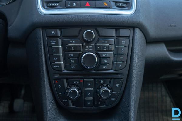 Melns Opel Meriva 2012 Liepāja, ar dzinēja tilpumu 1.30 L un nobraukumu 311 tūkst. km par 3300 €, foto 9 vietnē AUTOMOTO.COM.LV
