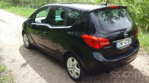 Black Opel Meriva 2012 in Ogre, with an engine capacity of 1.40 L and mileage of 189 thousand km for 4390 €, photo 3 on AUTOMOTO.COM.LV
