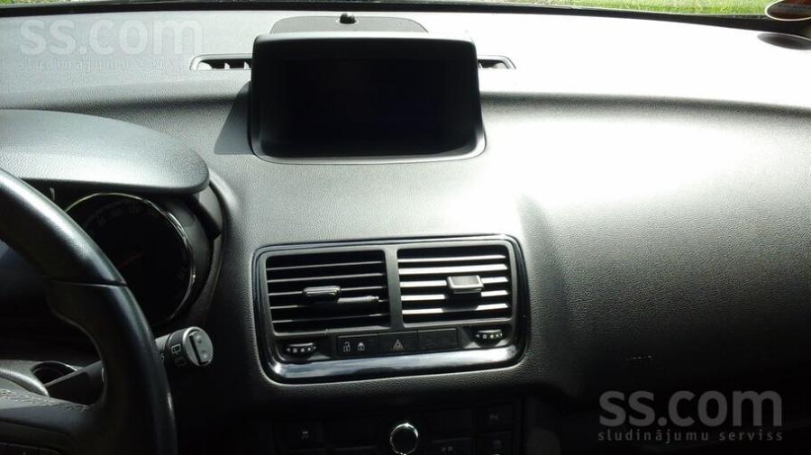 Black Opel Meriva 2012 in Ogre, with an engine capacity of 1.40 L and mileage of 189 thousand km for 4390 €, photo 10 on AUTOMOTO.COM.LV