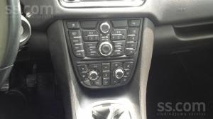 Black Opel Meriva 2012 in Ogre, with an engine capacity of 1.40 L and mileage of 189 thousand km for 4390 €, photo 11 on AUTOMOTO.COM.LV