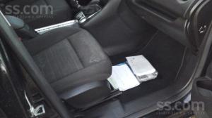 Black Opel Meriva 2012 in Ogre, with an engine capacity of 1.40 L and mileage of 189 thousand km for 4390 €, photo 18 on AUTOMOTO.COM.LV