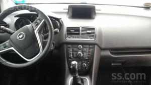 Black Opel Meriva 2012 in Ogre, with an engine capacity of 1.40 L and mileage of 189 thousand km for 4390 €, photo 25 on AUTOMOTO.COM.LV