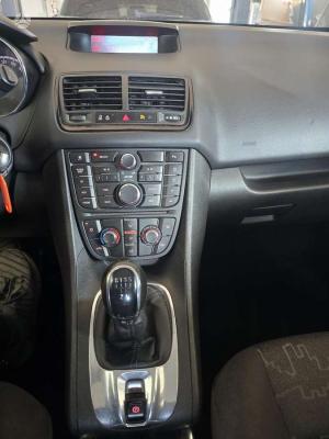 Black Opel Meriva 2012 in Kaunas, with an engine capacity of 1.25 L and mileage of 294 thousand km for 2750 €, photo 10 on AUTOMOTO.COM.LV