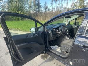 Black Opel Meriva 2012 in Aluksne, with an engine capacity of 1.20 L and mileage of 0 thousand km for 1490 €, photo 12 on AUTOMOTO.COM.LV