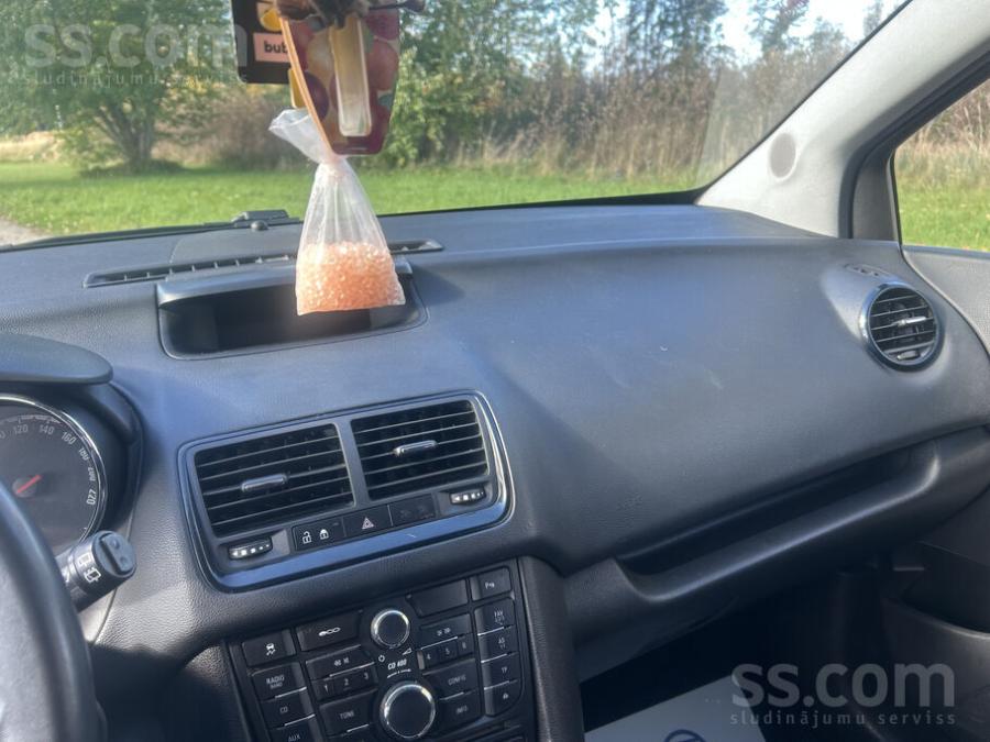 Black Opel Meriva 2012 in Aluksne, with an engine capacity of 1.20 L and mileage of 0 thousand km for 1490 €, photo 16 on AUTOMOTO.COM.LV