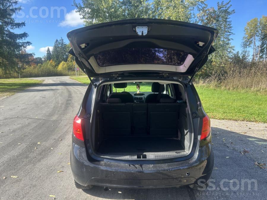 Black Opel Meriva 2012 in Aluksne, with an engine capacity of 1.20 L and mileage of 0 thousand km for 1490 €, photo 25 on AUTOMOTO.COM.LV
