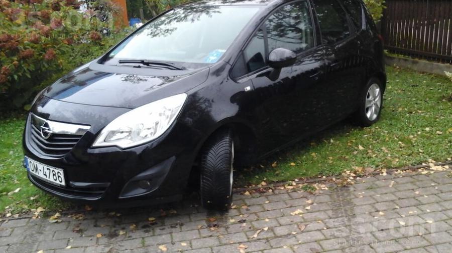 Black Opel Meriva 2012 in Ogre, with an engine capacity of 1.40 L and mileage of 191 thousand km for 4250 €, photo 5 on AUTOMOTO.COM.LV