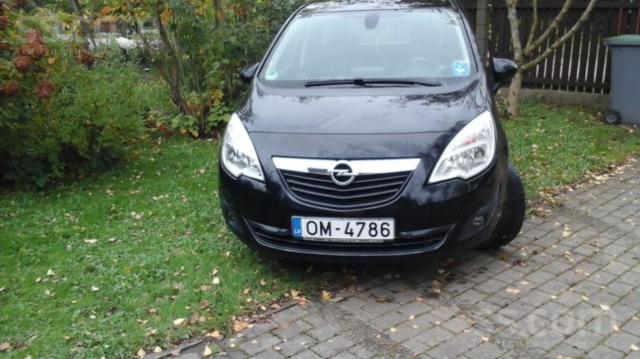 Black Opel Meriva 2012 in Ogre, with an engine capacity of 1.40 L and mileage of 191 thousand km for 4250 €, photo 6 on AUTOMOTO.COM.LV