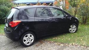 Black Opel Meriva 2012 in Ogre, with an engine capacity of 1.40 L and mileage of 191 thousand km for 4250 €, photo 7 on AUTOMOTO.COM.LV