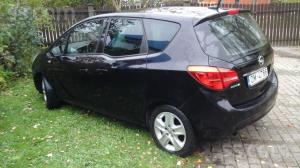 Black Opel Meriva 2012 in Ogre, with an engine capacity of 1.40 L and mileage of 191 thousand km for 4250 €, photo 12 on AUTOMOTO.COM.LV