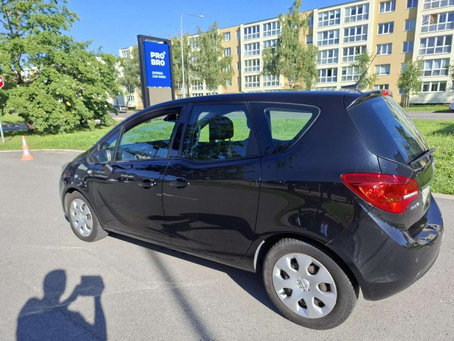Melns Opel Meriva 2014 Panevēža, ar dzinēja tilpumu 1.60 L un nobraukumu 198 tūkst. km par 3200 €, foto 8 vietnē AUTOMOTO.COM.LV