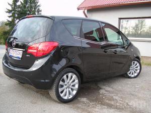 Black Opel Meriva 2015 in Riga, with an engine capacity of 1.70 L and mileage of 0 thousand km for 7450 €, photo 10 on AUTOMOTO.COM.LV