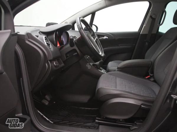 Black Opel Meriva 2015 in Vilnius, with an engine capacity of 1.40 L and mileage of 202 thousand km for 6399 €, photo 4 on AUTOMOTO.COM.LV