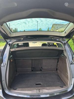 Melns Opel Meriva 2015 Jurbarkas, ar dzinēja tilpumu 1.60 L un nobraukumu 263 tūkst. km par 4300 €, foto 9 vietnē AUTOMOTO.COM.LV