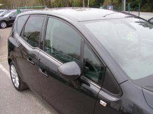 Black Opel Meriva 2015 in Sigulda, with an engine capacity of 1.70 L and mileage of 181 thousand km for 6750 €, photo 12 on AUTOMOTO.COM.LV
