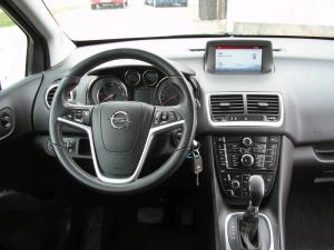 Black Opel Meriva 2015 in Sigulda, with an engine capacity of 1.70 L and mileage of 181 thousand km for 6750 €, photo 15 on AUTOMOTO.COM.LV