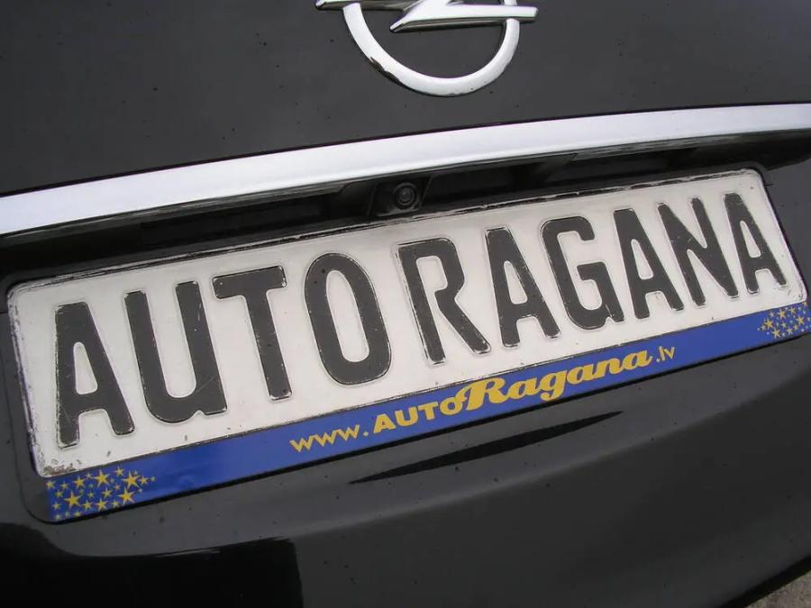 Black Opel Meriva 2015 in Sigulda, with an engine capacity of 1.70 L and mileage of 181 thousand km for 6750 €, photo 24 on AUTOMOTO.COM.LV