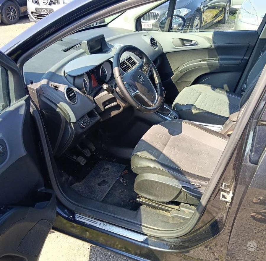 Melns Opel Meriva 2015 Kauņa, ar dzinēja tilpumu 1.60 L un nobraukumu 212 tūkst. km par 2750 €, foto 9 vietnē AUTOMOTO.COM.LV