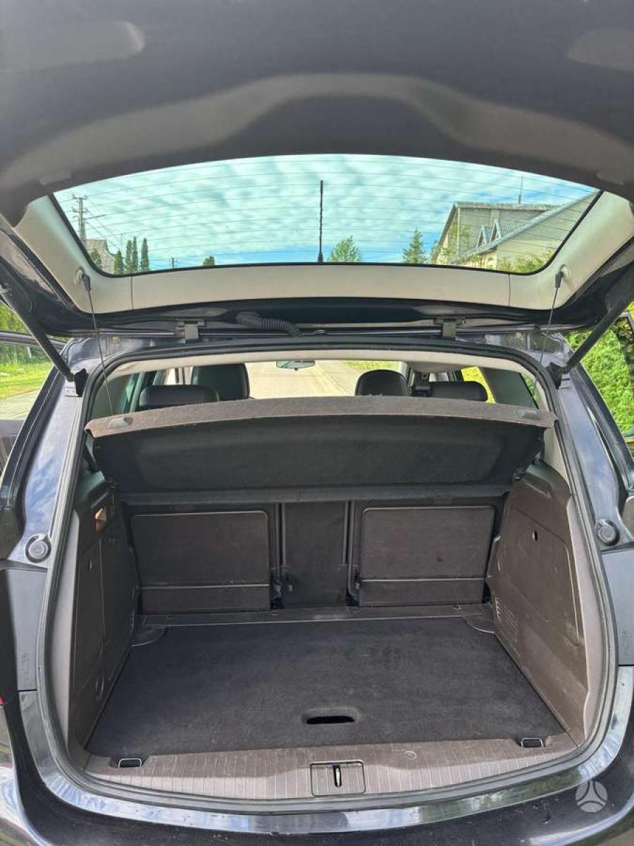 Melns Opel Meriva 2015 Jurbarkas, ar dzinēja tilpumu 1.60 L un nobraukumu 263 tūkst. km par 3900 €, foto 9 vietnē AUTOMOTO.COM.LV