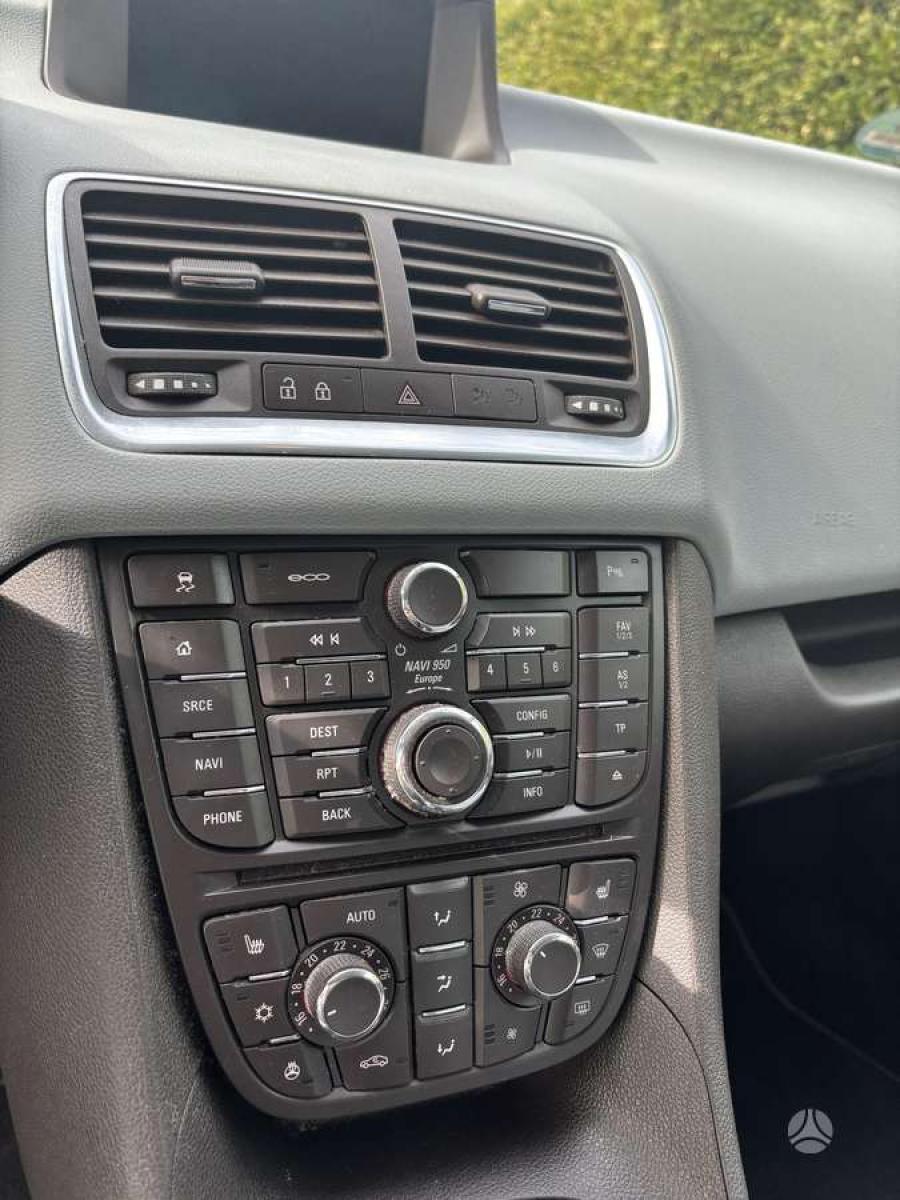 Melns Opel Meriva 2015 Jurbarkas, ar dzinēja tilpumu 1.60 L un nobraukumu 263 tūkst. km par 3600 €, foto 15 vietnē AUTOMOTO.COM.LV
