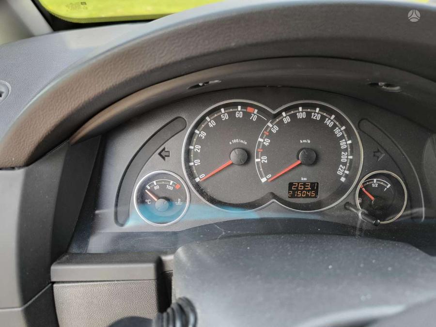 Melns Opel Meriva 2009 Šauļi, ar dzinēja tilpumu 1.80 L un nobraukumu 215 tūkst. km par 2000 €, foto 18 vietnē AUTOMOTO.COM.LV